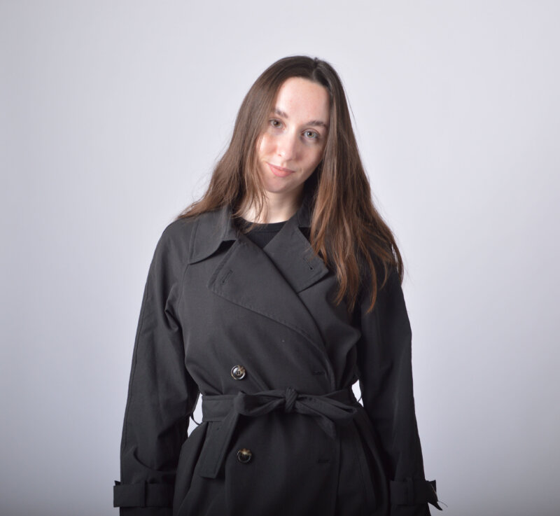 How to style a trench coat three ways – Fashion North